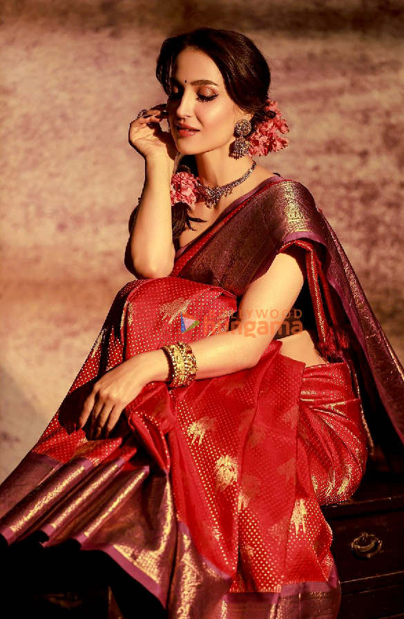 Photos, Images, HD Wallpapers, HD Images, Photos - Bollywood Hungama