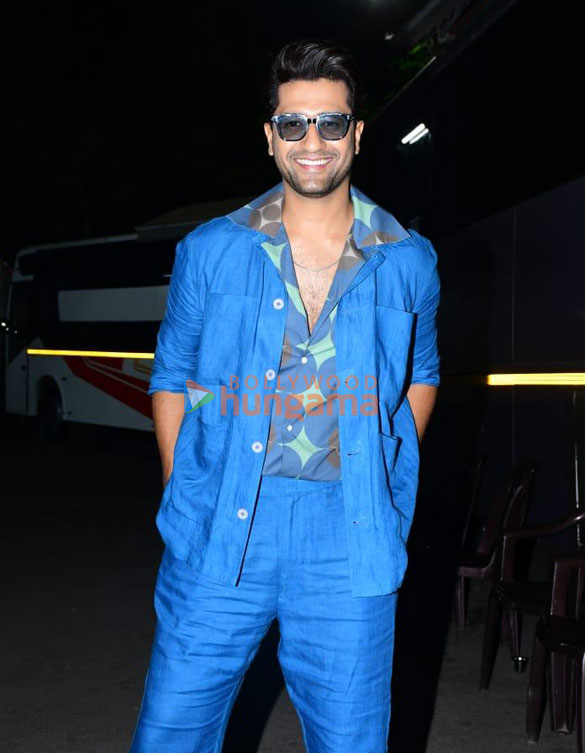 Photos Kiara Advani snapped promoting Govinda Naam Mera on the sets of ...