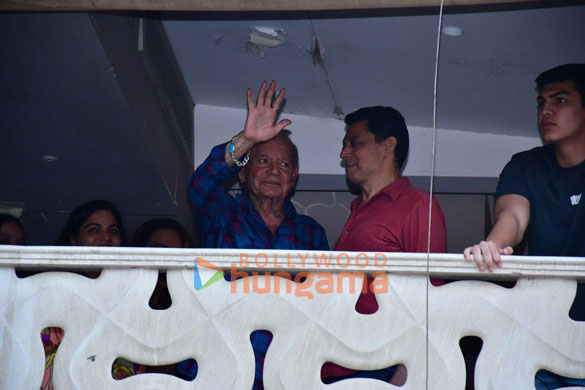 Photos Salman Khan greets fans at Galaxy Apartments on his birthday in ...