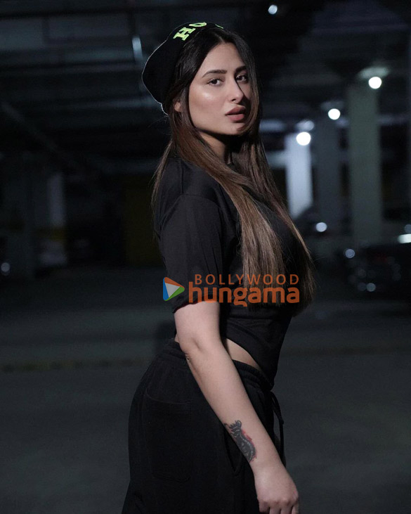 Mahira Sharma Photos, Images, HD Wallpapers, Mahira Sharma HD Images ...