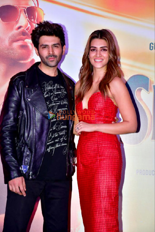 Photos: Kartik Aaryan, Kriti Sanon and Bhushan Kumar grace the trailer launch of Shehzada ...