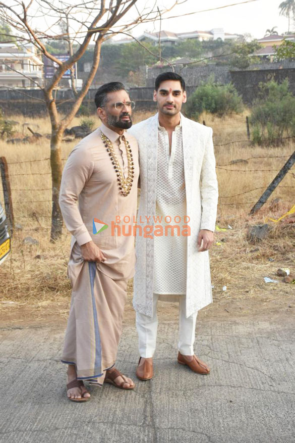 Photos Suniel Shetty and Ahan Shetty meet media post KL Rahul – Athiya ... Photos Suniel Shetty and Ahan Shetty meet media post KL Rahul – Athiya ...