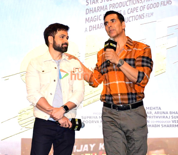 Photos Akshay Kumar and Emraan Hashmi promote their film Selfiee at a ...
