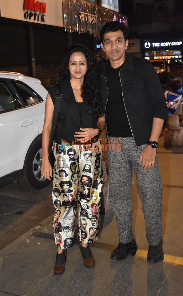 Photos Nora Fatehi, Pratik Gadhi and Divyendu Sharma snapped at Escobar ...