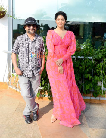 InCar Movie: Review | Release Date (2023) | Songs | Music | Images ...