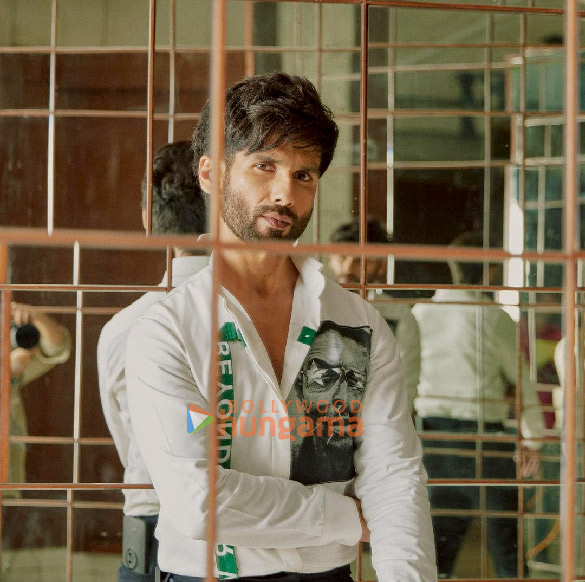 Shahid Kapoor Photos, Images, HD Wallpapers, Shahid Kapoor HD Images, Photos - Bollywood Hungama