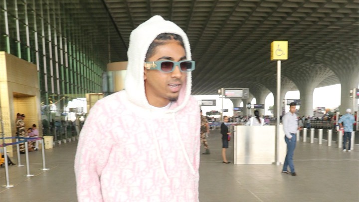 'Mumbai Machaa Daala' Paps compliment MC Stan! - Bollywood Hungama