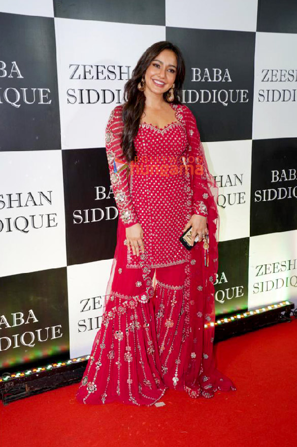 Photos Celebs snapped at Baba Siddique’s Iftaar party3 (1) | Neha Sharma Images - Bollywood Hungama