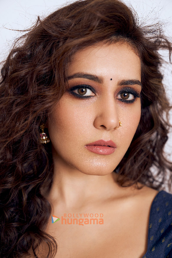Raashii Khanna Photos, Images, HD Wallpapers, Raashii Khanna HD Images ...