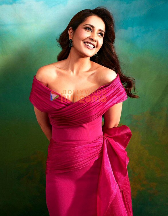 Raashii Khanna Photos, Images, HD Wallpapers, Raashii Khanna HD Images ...