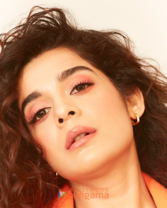 Mithila Palkar Photos, Images, HD Wallpapers, Mithila Palkar HD Images ...