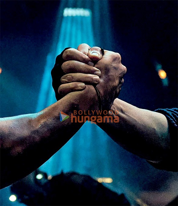 Bade Miyan Chote Miyan Movie Stills - Bollywood Hungama