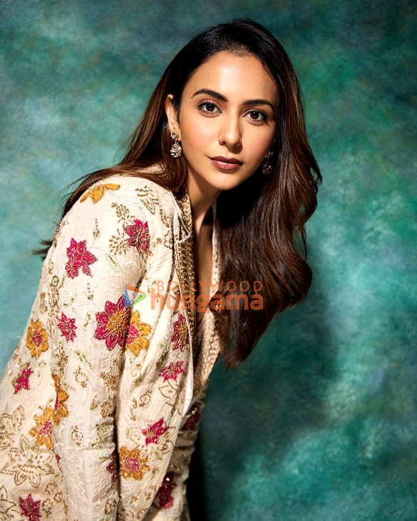 Rakul Preet Singh Photos, Images, HD Wallpapers, Rakul Preet Singh HD ...
