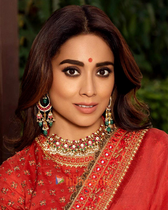 Shriya Saran Photos, Images, HD Wallpapers, Shriya Saran HD Images ...