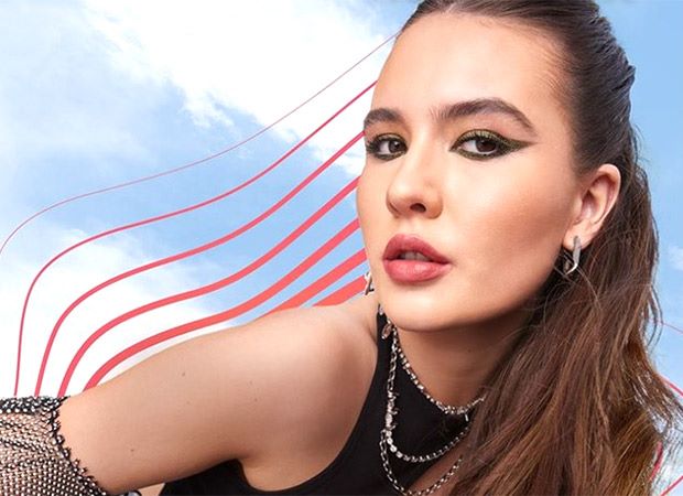 Singer Mimi Webb becomes the new face of Maybelline UK: "It really is a ...