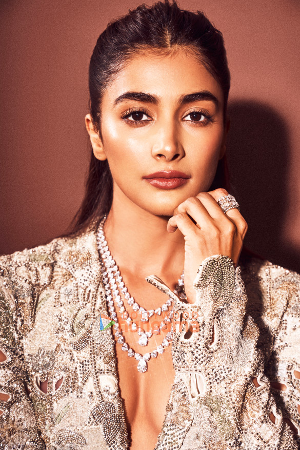 Pooja Hegde Photos, Images, HD Wallpapers, Pooja Hegde HD Images ...