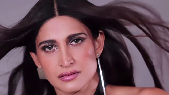 Aahana Kumra killing it with her deadly look - Bollywood Hungama