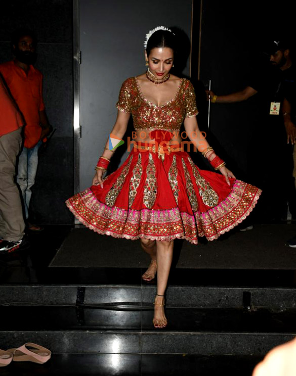 Photos Malaika Arora snapped at Zee Marathi Utsav Natyancha Awards (4) | Malaika Arora Images ...