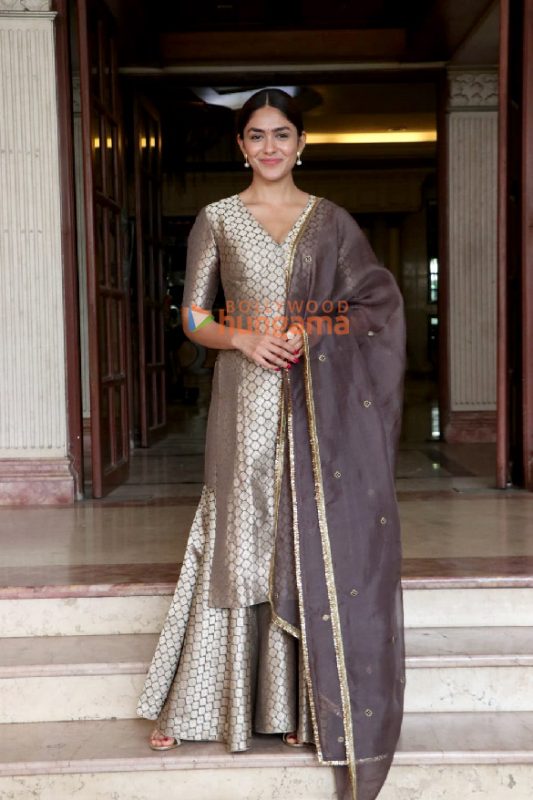 Aankh Micholi Movie: Review | Release Date (2023) | Songs | Music ...