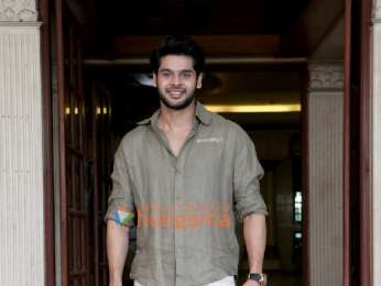 Photos: Mrunal Thakur, Abhimanyu Dassani and Umesh Shukla snapped outside Radio City office in ...