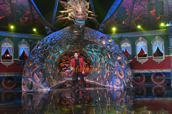 Photos Salman Khan brings his Dabangg energy to the vaar stage of ...