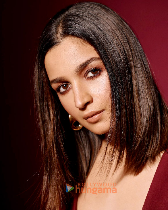 Alia Bhatt Photos, Images, HD Wallpapers, Alia Bhatt HD Images, Photos ...
