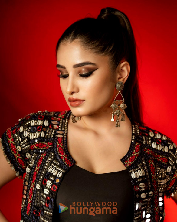 Rasha Thadani Photos, Images, HD Wallpapers, Rasha Thadani HD Images ...