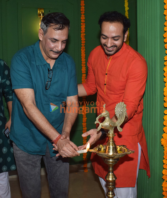 Photos Celebs grace opening of Sampat Singh Rathore’s Veda Kunba ...