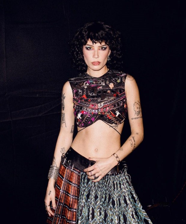 Halsey spellbinds in hand-embroidered crop top from Saaksha & Kinni at Lollapalooza India 2024 ...