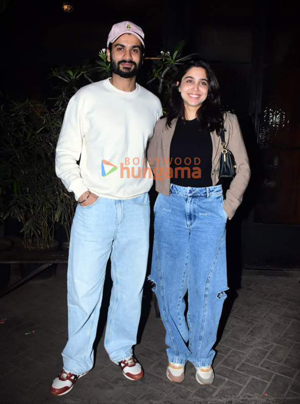 Photos Sharvari Wagh and Sunny Kaushal snapped in Bandra (1) | Sunny ...