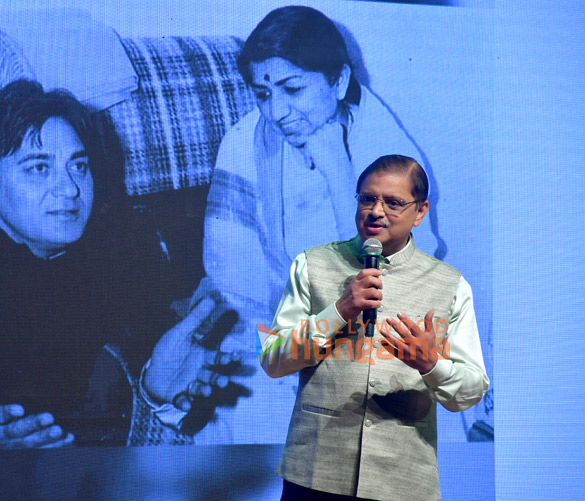 Photos Javed Akhtar, Udit Narayan, Shaan & others pay tribute to Lata ...