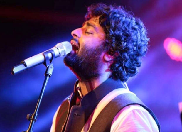Arijit Singh and wife Koel Roy ride a scooty to cast vote in West Bengal : Bollywood News ...