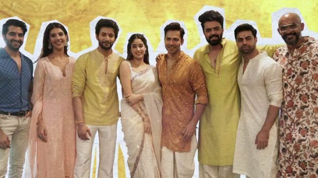 The journey with family begins | Sunny Sanskari Ki Tulsi Kumari | Varun ...