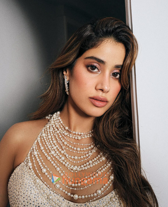 Janhvi Kapoor Photos, Images, HD Wallpapers, Janhvi Kapoor HD Images ...