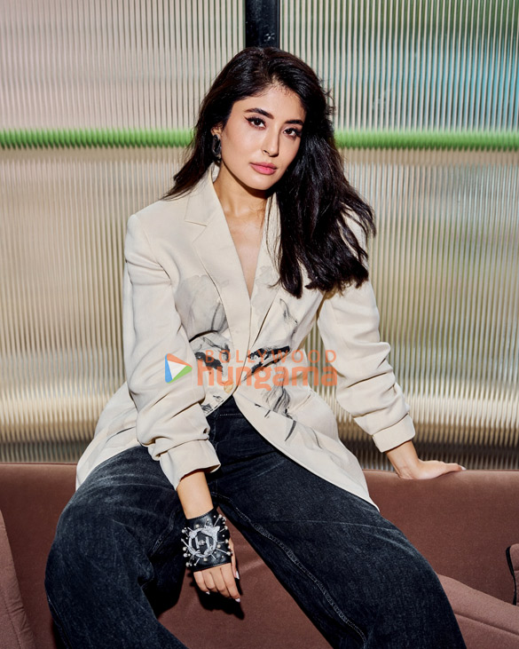 Kritika Kamra Photos, Images, HD Wallpapers, Kritika Kamra HD Images ...