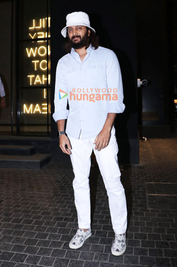 Photos Salim Khan, Javed Akhtar and others grace the special screening ...
