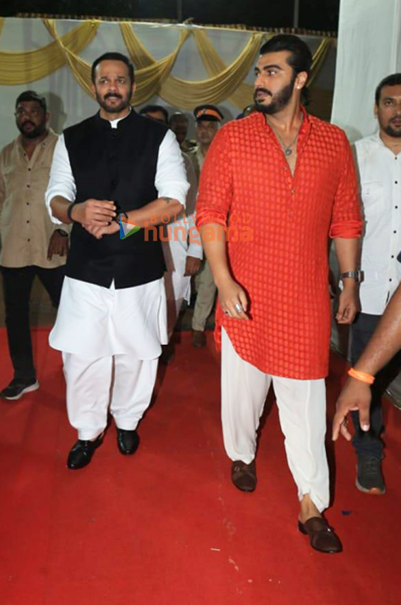 3Photos Rohit Shetty and Arjun Kapoor at Marathi Dandiya Mohotsav (6 ...
