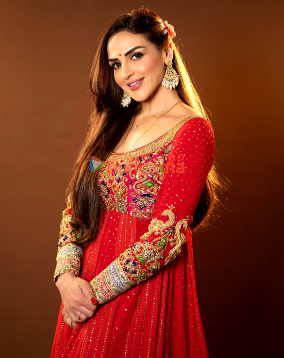 Esha Deol Photos, Images, HD Wallpapers, Esha Deol HD Images, Photos ...