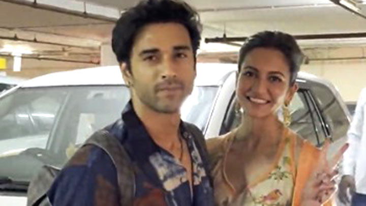 Kriti Kharbanda & Pulkit Samrat Returns Back From Delhi After ...