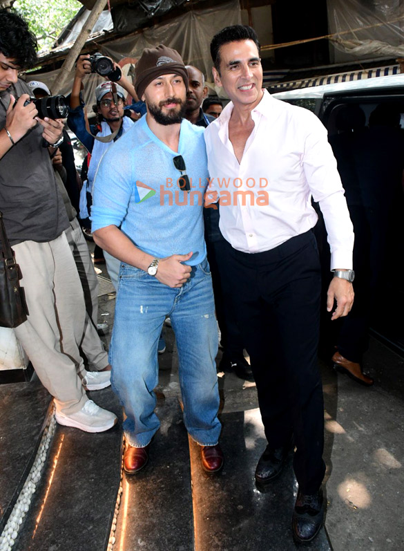 Photos Ajay Devgn, Akshay Kumar, Tiger Shroff and Arjun Kapoor snapped ...