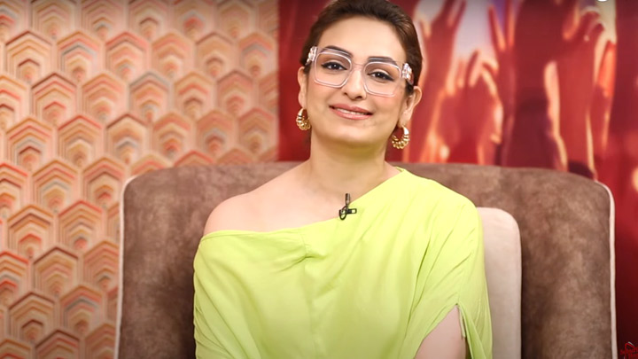 Akriti Kakar on motherhood, about Prakriti and Sukriti & more ...