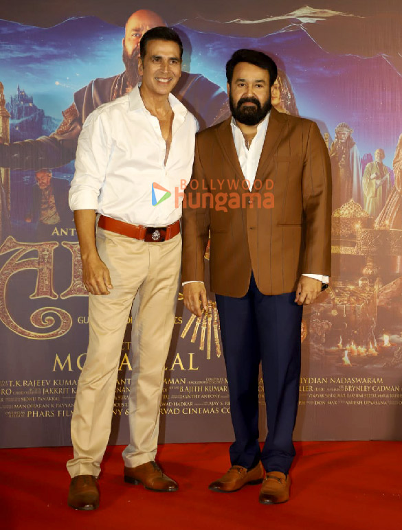 Photos Akshay Kumar, Mohanlal and othes snapped at the trailer launch ...
