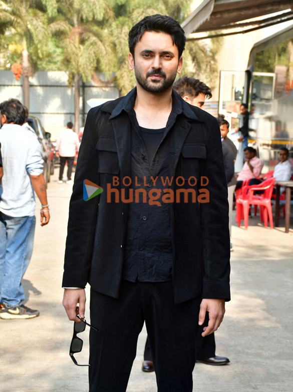 Photos Isha Talwar, Mukesh Chhabra and others snapped promoting Chamak ...