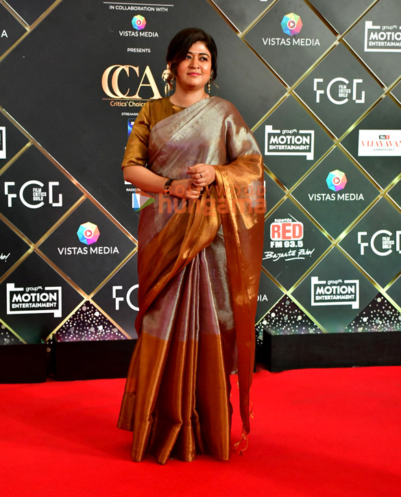 Photos Neha Dhupia, Javed Akhtar and others grace the Critics Choice ...