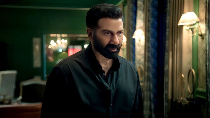 Ikka | First Look | Sunny Deol, Akshaye Khanna, Dia Mirza | Netflix ...