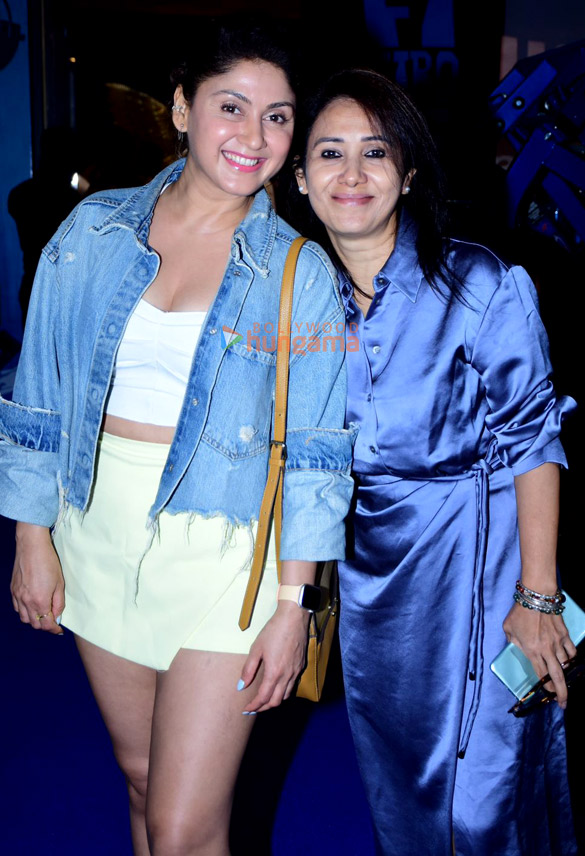 Photos Dino Morea, Manjari Fadnnis and others grace the Tapout Fitness ...