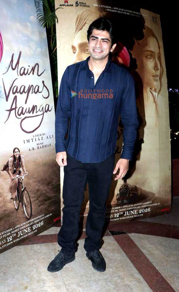 Celebs grace the special screening of Imtiaz Ali film Main Vaapas ...